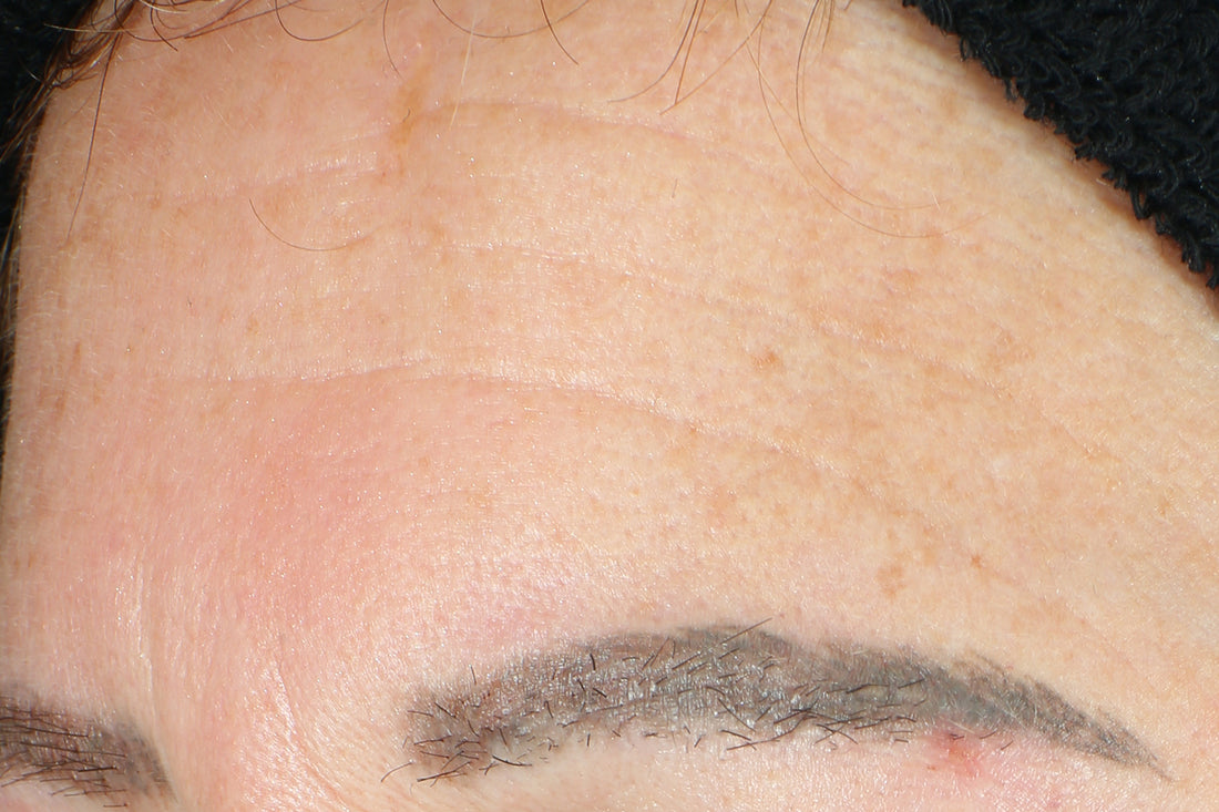 MULTI CORREXION Revive + Glow Cleanser - RoC® Skincare